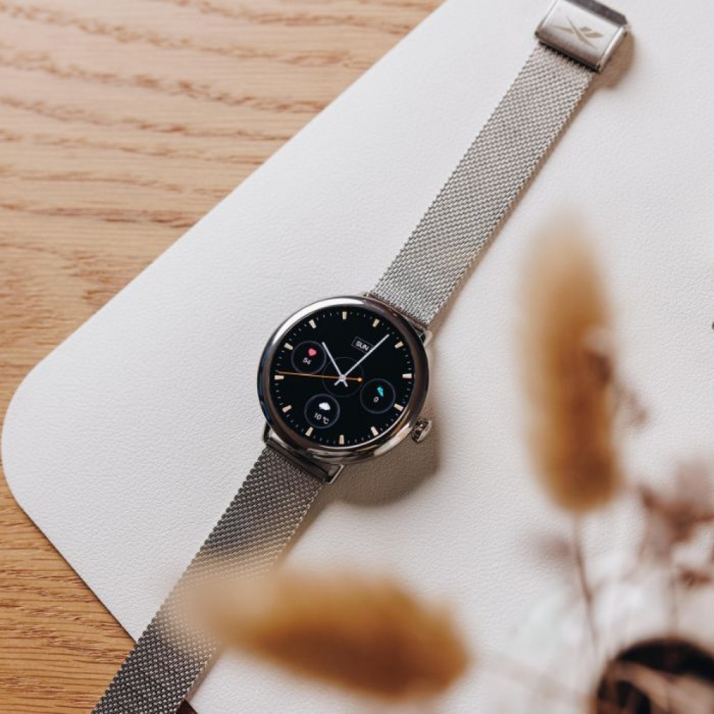 REEBOK Glow | Women Smartwatch | Silver | RV-GLO-L0-A1S1-BB | AMOLED ...